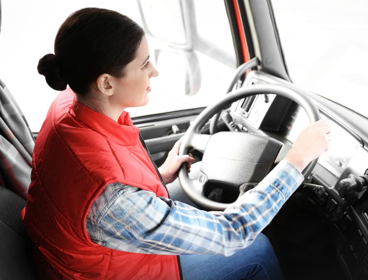 How Do Female Truck Drivers Stay Safe on the Road? - Diesel Driving ...